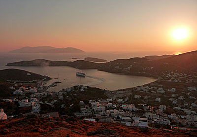 Ios island in Greece. Mylopotas. Manganari. Accommodation.